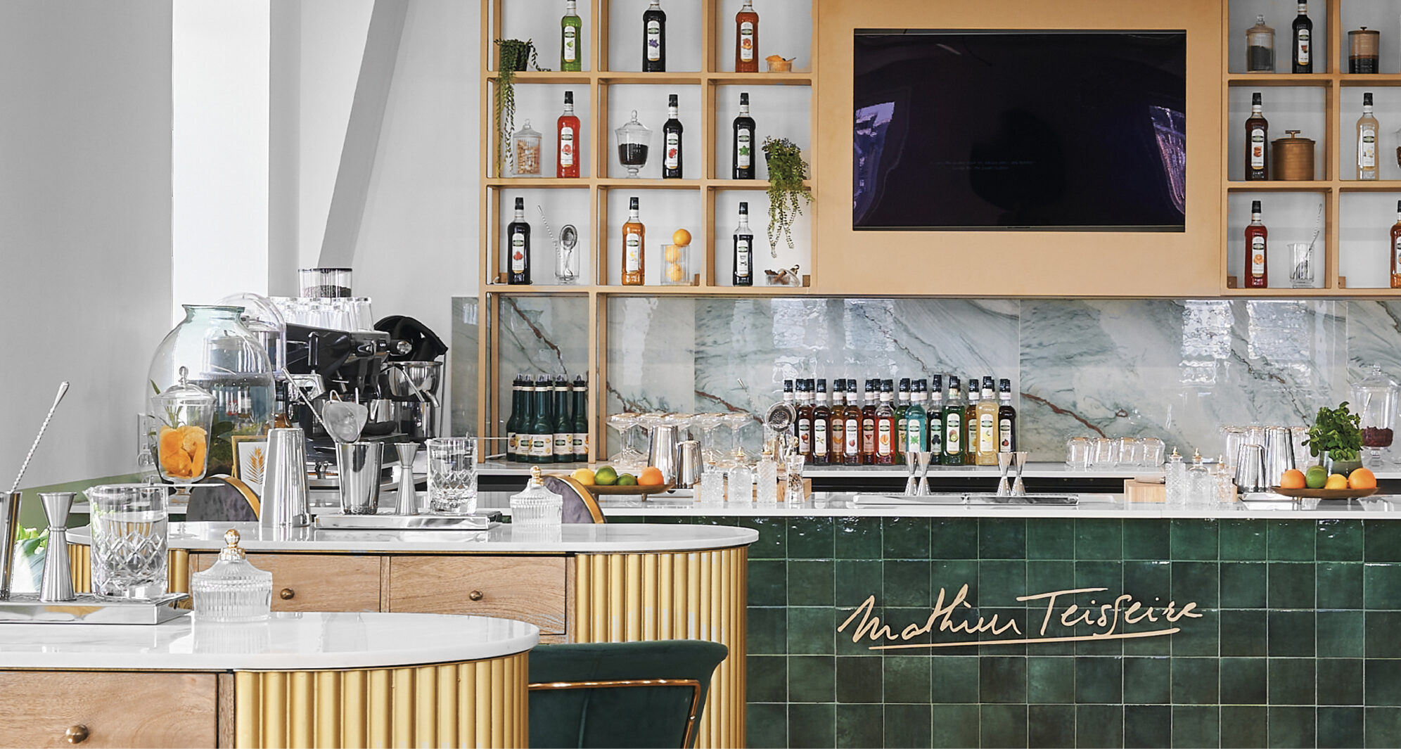 MATHIEU TEISSEIRE | Blackandgold.